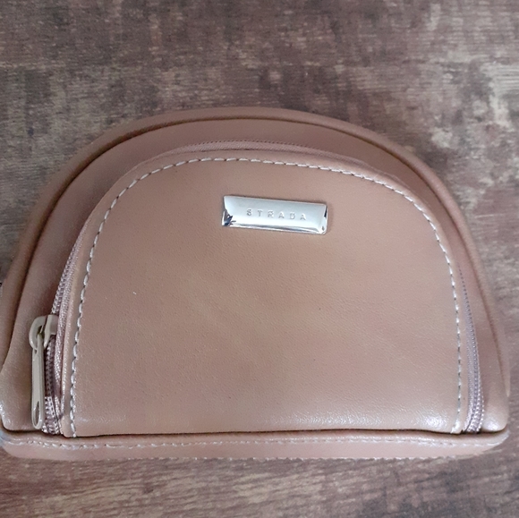 Strada | Bags | Strada Leather Change Purse | Poshmark